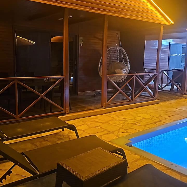 Adrasan Lale Villas 55 Evleri 
Beyaz Lale 4 - Adrasan