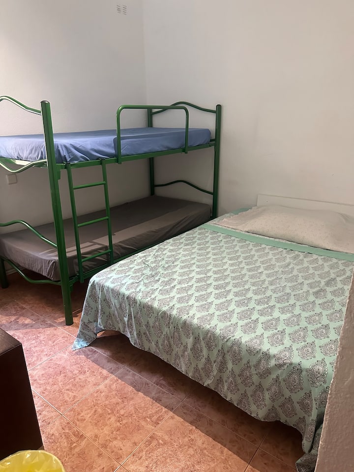 Cómoda Habitación - San Sebastián de los Reyes