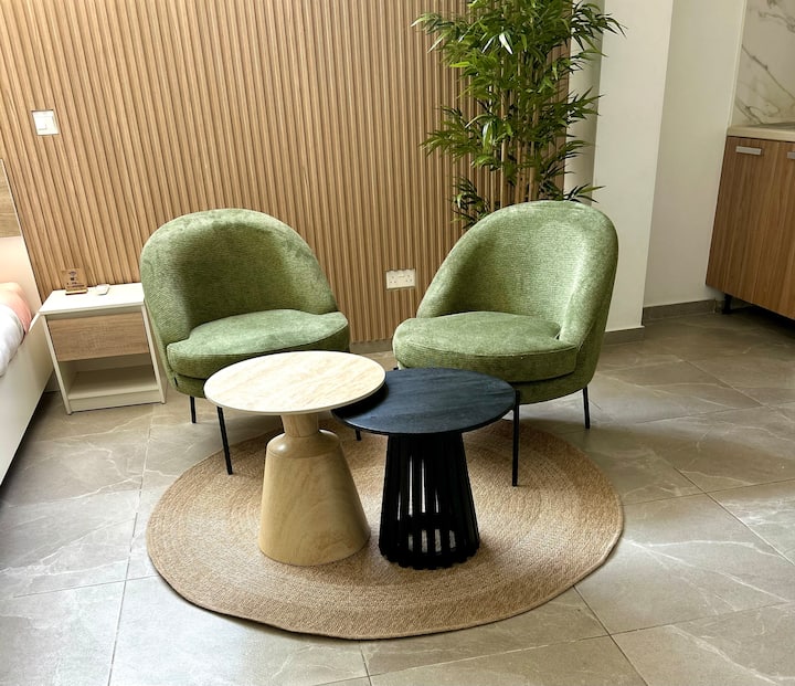 Elegant Studio Suite In Brand New Building - Larnaca