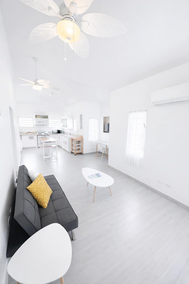 Carteas Bayberry Apartment Suite - Anguilla