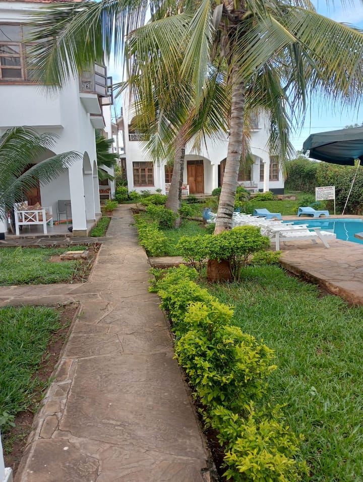 Diani Sea View- 3 Bedroom - Diani Beach