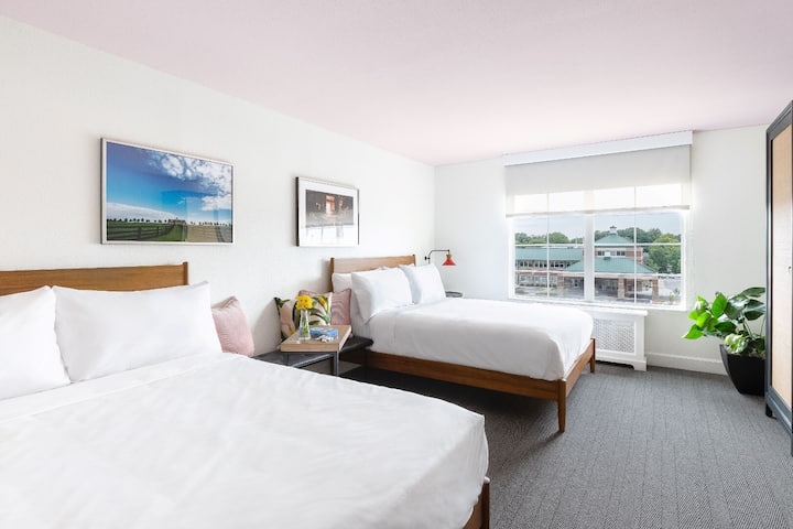 Elwood Double, Queen Luxury, Heart Of Lexington - Lexington, KY