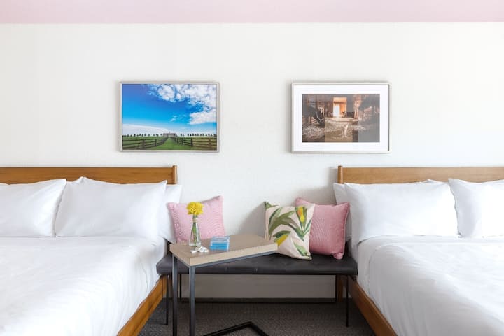 Relaxing Room Perfect For Family Stay | 2 Units - Lexington, KY