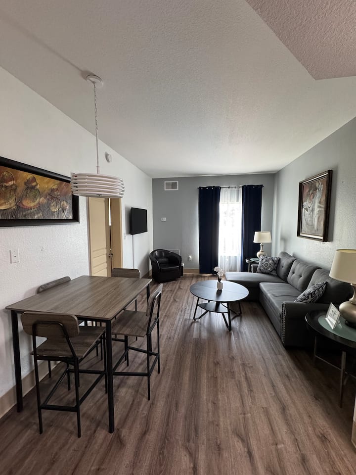 Beautiful Condo Near Disney W/free Disney Shuttle - Orlando