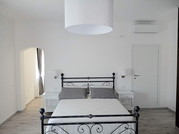 Euphoria Guest House Camera Deluxe - San Felice Circeo