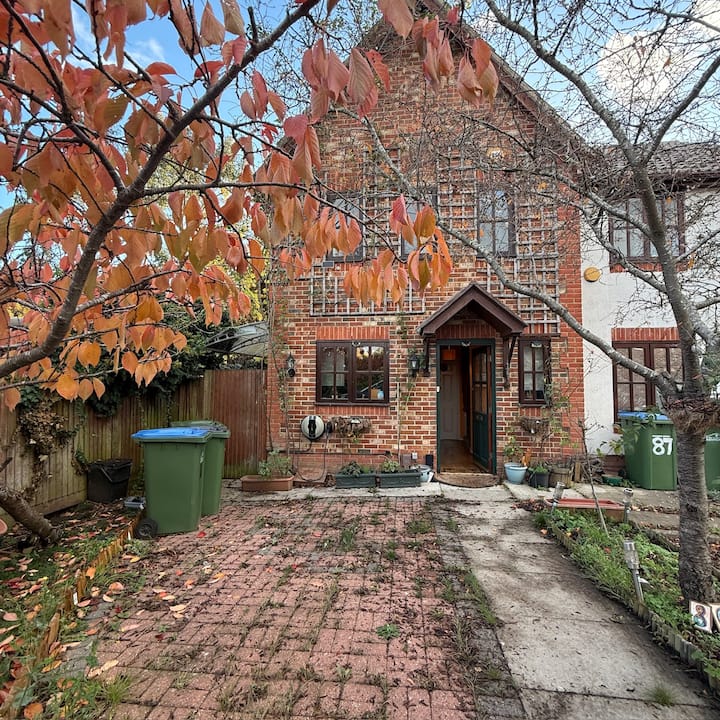 Modern 3 Bed House London Se3,walk 10m Stn, 2m Bus - ブロムリー