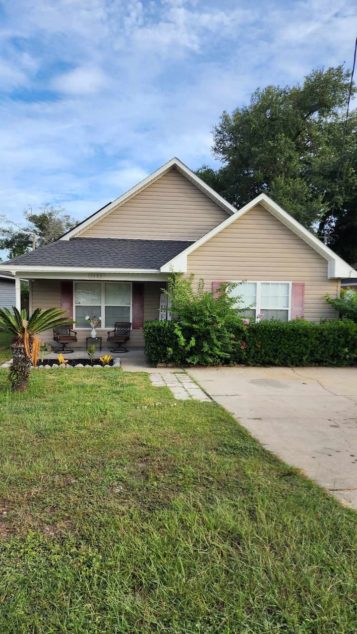 The Peaceful Tranquility - Pensacola, FL