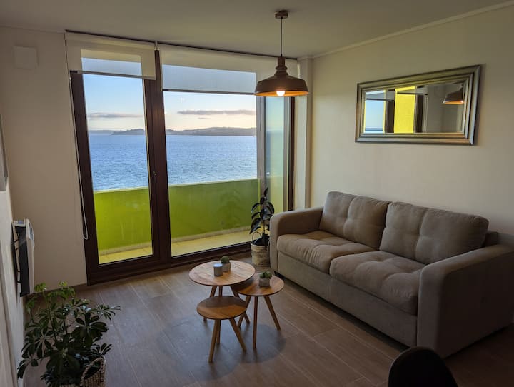 Apartment In Front Of The Sea! Great View! - Puerto Montt