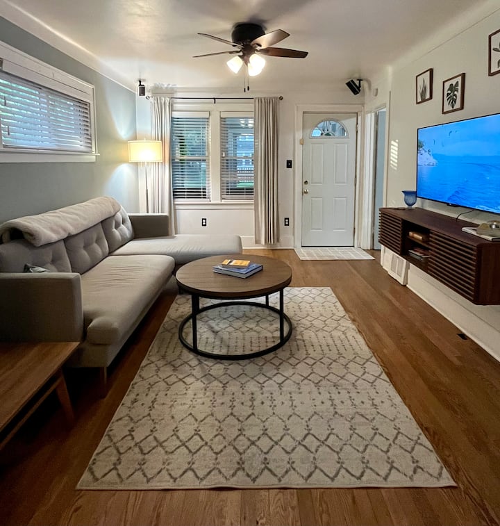 Entire Home - Perfect For Extended Stays - Royal Oak, MI