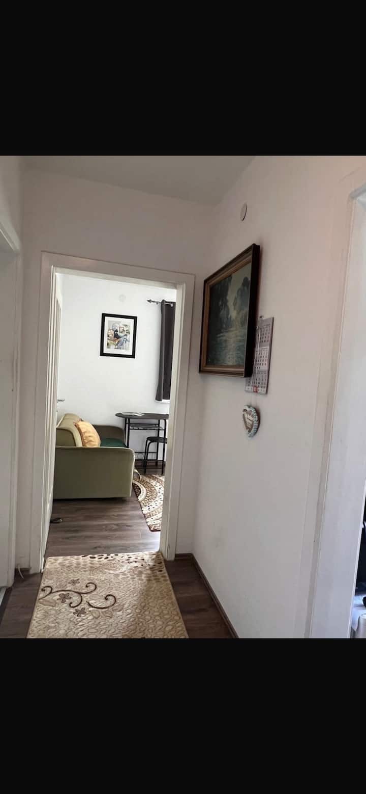 Cozy 2-bedroom Apartment Near Messe - Munich