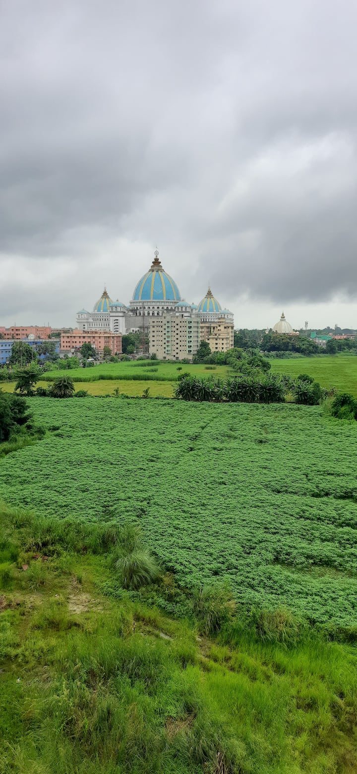 1 Studio Flat W/ Ac , 10 Min To Iskcon Mayapur - Mayapur