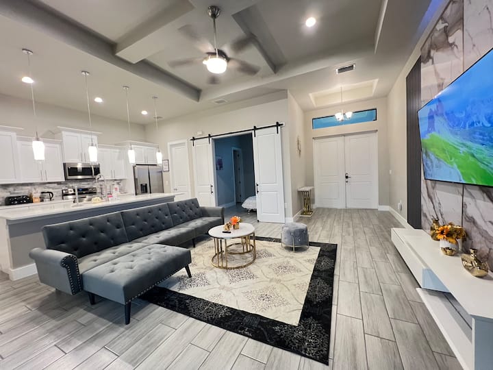 Luxury New Modern Home2024 - Lehigh Acres