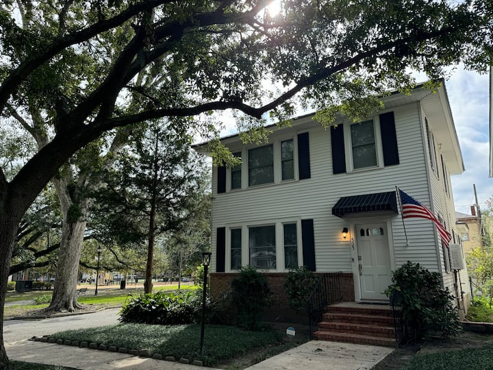 Newly Renovated Historic Home - Savannah, GA