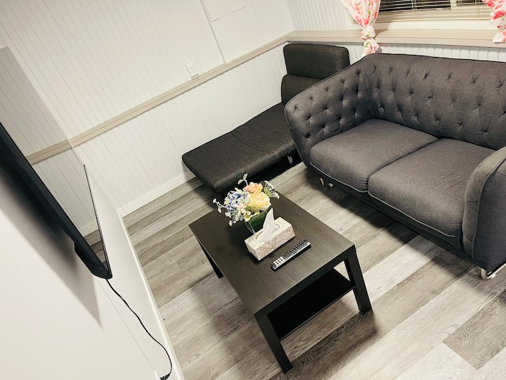 3 Bedrooms In Vancouver (Close To Pne & Downtown) - Burnaby
