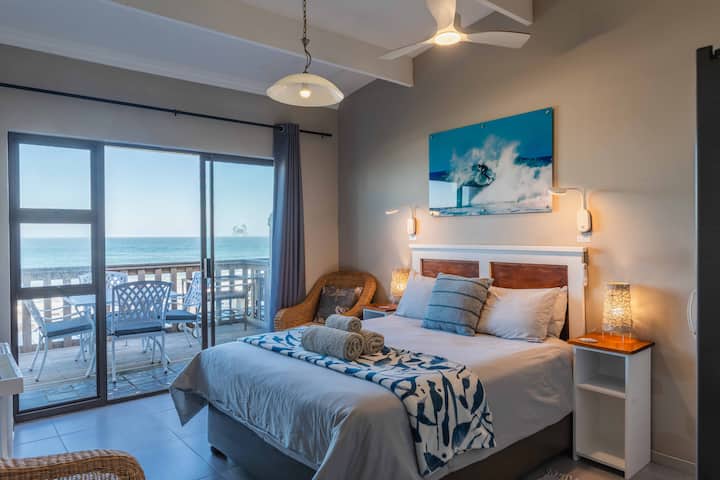 Mitford-on-sea : Dela - Morgans Bay