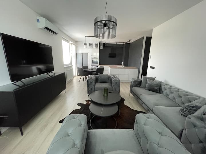 ÚPlne Nový Luxusný Byt - Pozsony