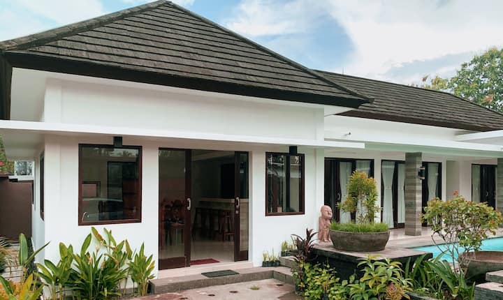 Villa Taloka, Senggigi, Lombok - Mataram