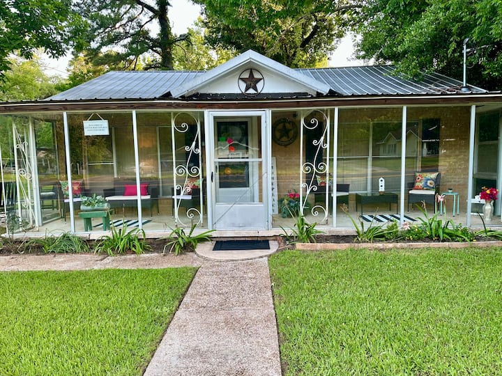 Lottie Mae’s Place - Nacogdoches, TX