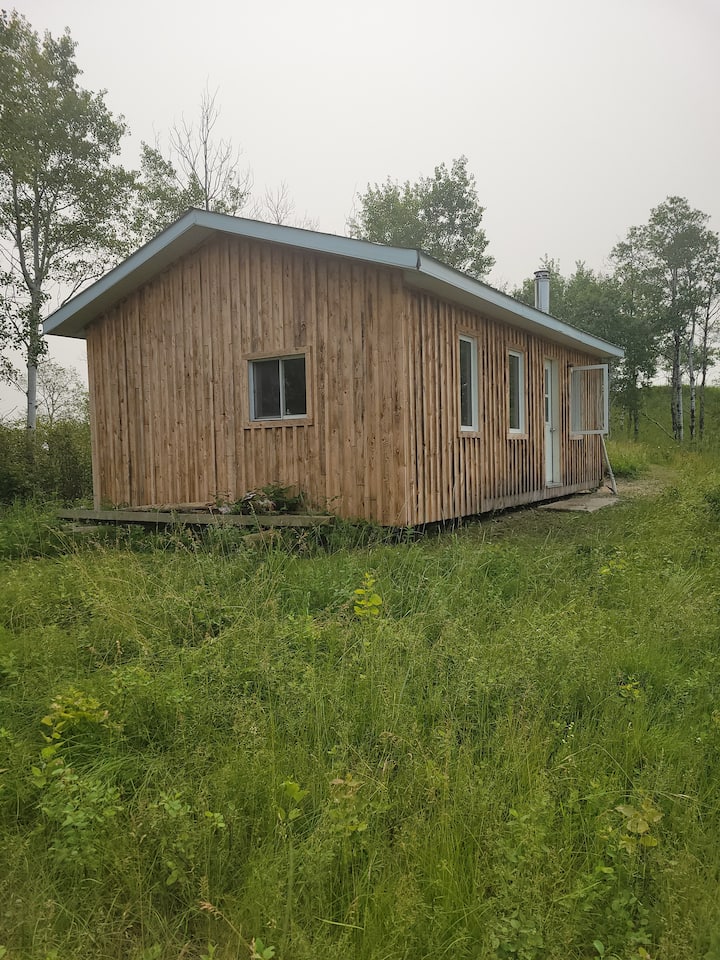 Rustic Cabin - Manitoba