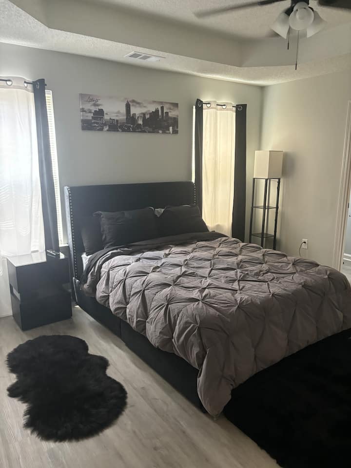 New 3 Bedroom Home Near Airport - Union City, GA