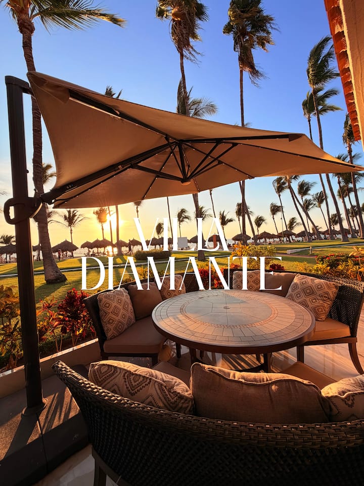 Beachfront Villa, Wake Up To Ocean Views. - Nuevo Vallarta