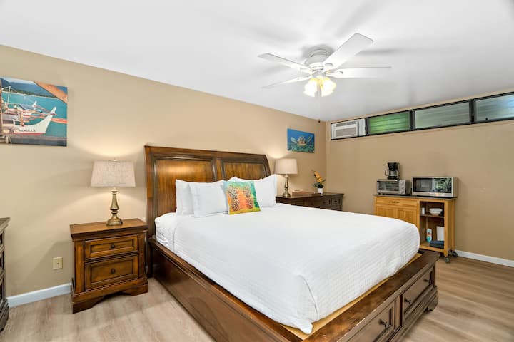 Ideal Island Gem W/ Lovely Lanai, Fast Wifi, Beach - Kauai, HI