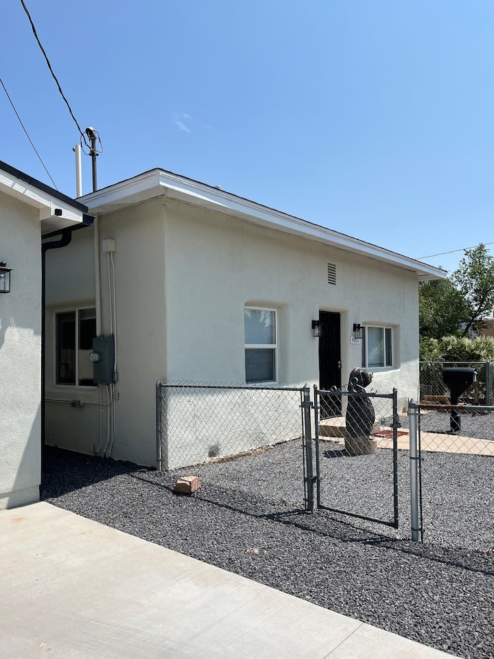 Casita In Abq’s North Valley - Albuquerque, NM