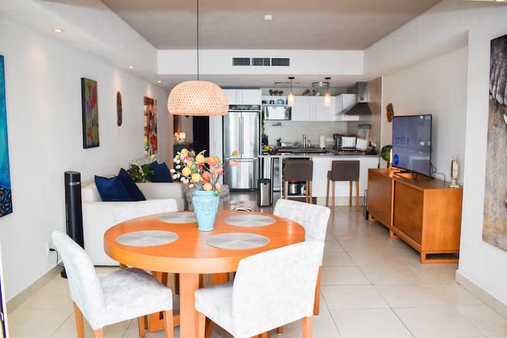1205 Luxury Getaway: Condo With Ocean View - Puerto Vallarta