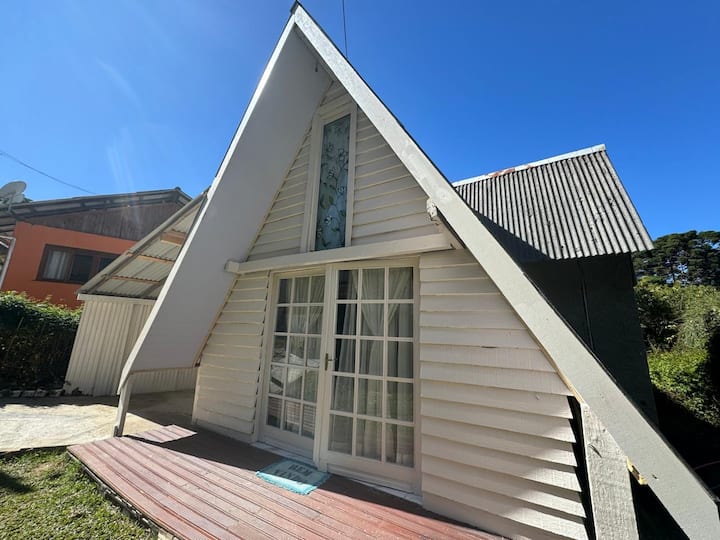 Chalé- 5 Min Do Centrinho Turístico-by Hospedahost - Campos do Jordão