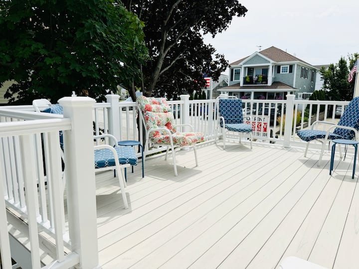 Big Sand Castle Beach House Seabrook Beach - North Hampton, NH