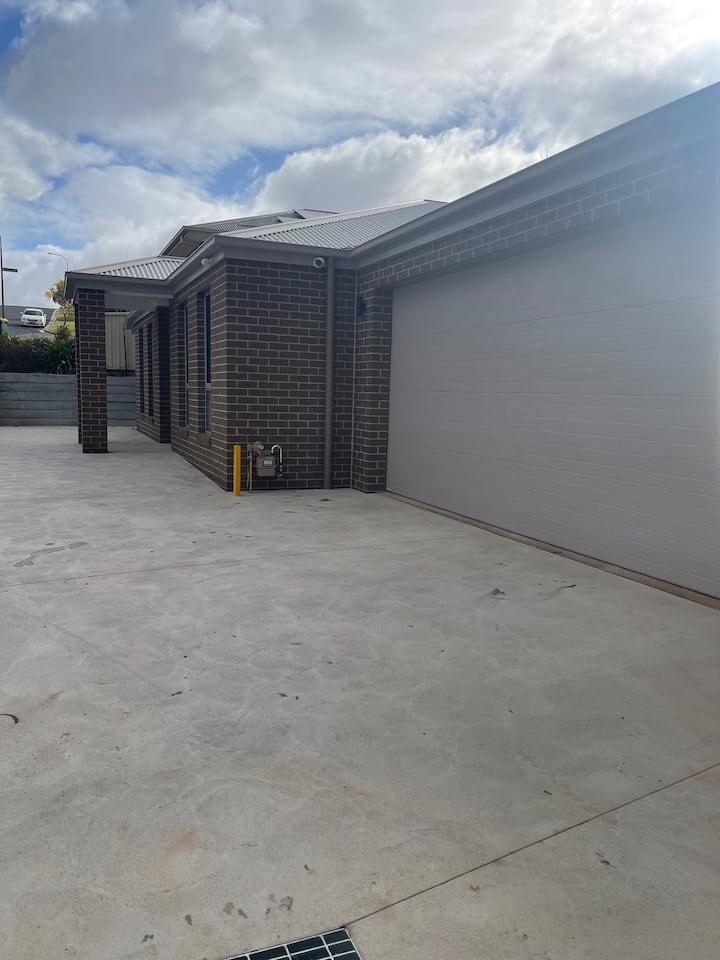 Luxury On The Hill - 2 Min Cbd - Wodonga
