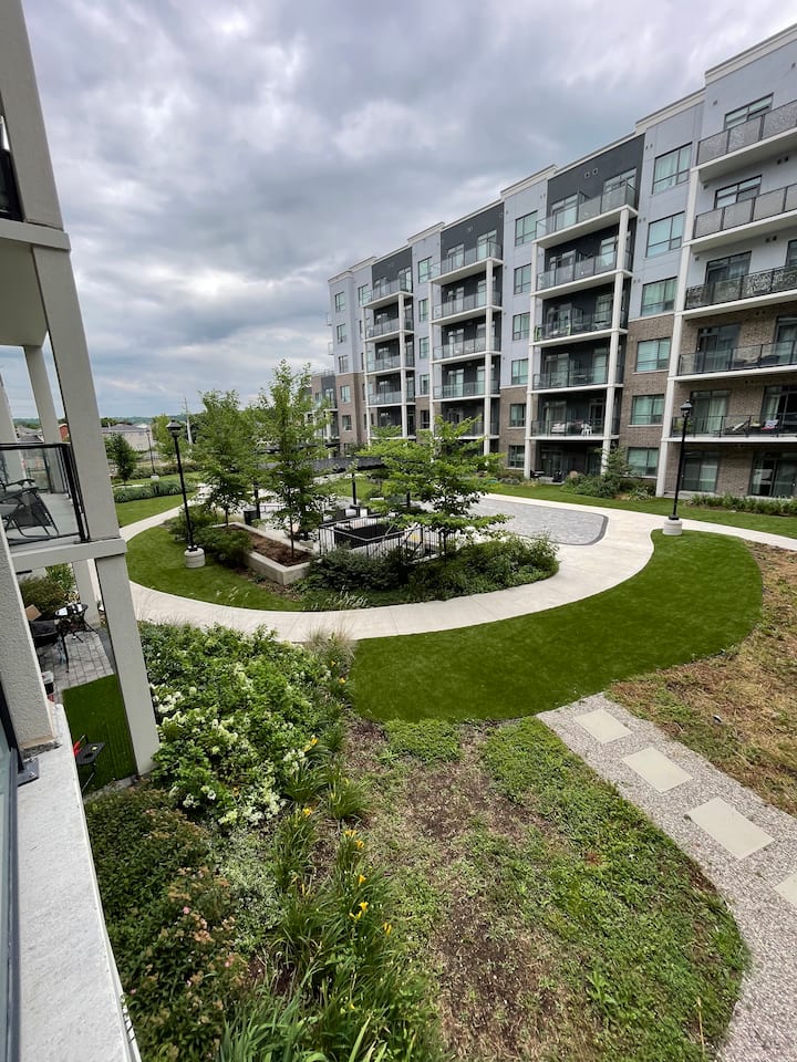 Luxury Condo - Beamsville