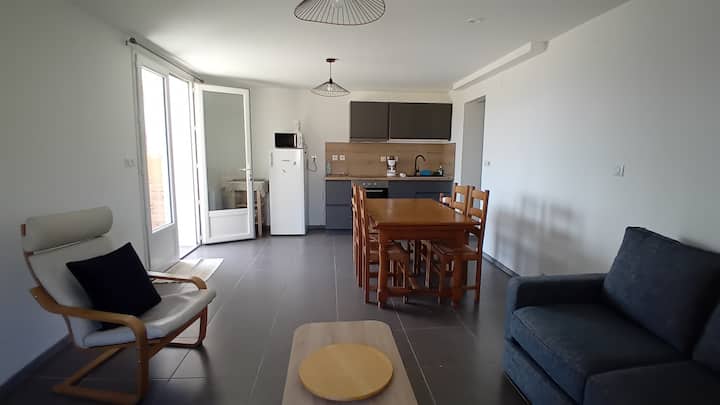 Grand T2 Communaute Pays D' Aix En Provence - Meyreuil