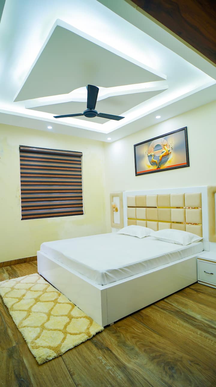 Luxury 3bhk Entire Flat - Kharar