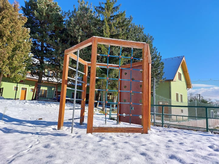 Rekreačné Zariadenie Pre šKoly, Rodiny, Tábory - Myjava