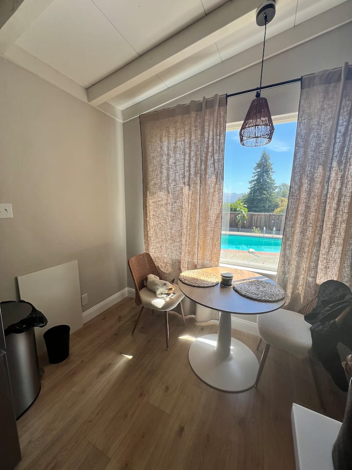 Cute Vineyards 1 Bedroom And Private Bath - Napa Valley, CA