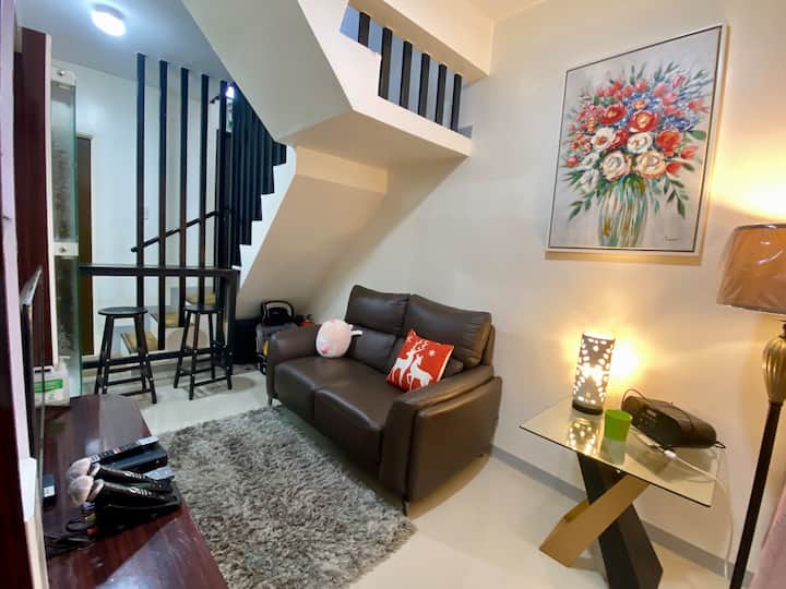Ivy’s Family-friendly House - San Simon