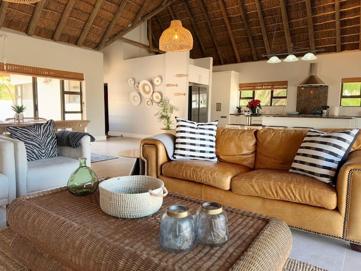 Lodge On Lyme Road - St. Francis Bay