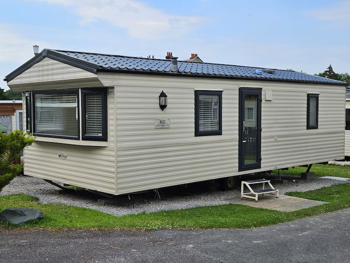 Stunning Caravan 10, Mountain Views - Cockermouth