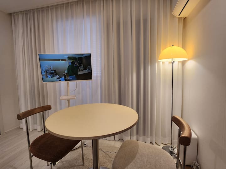 황오Stay_1[황리단길10분/넷플,티빙,디즈니무료이용] - Gyeongju-si