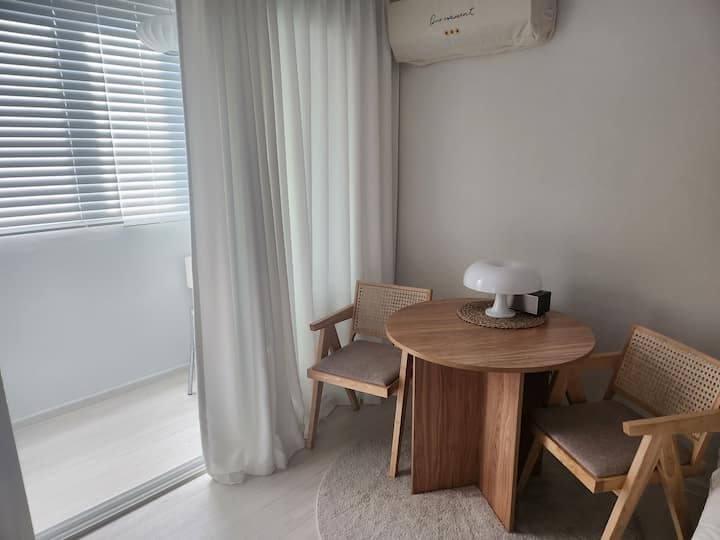 황오Stay_2[황리단길10분/넷플,티빙,디즈니무료이용] - Gyeongju-si