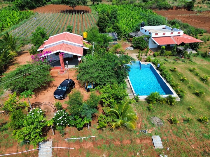 Bobs Farm : Earth Beneath Your Feet! - Karnataka