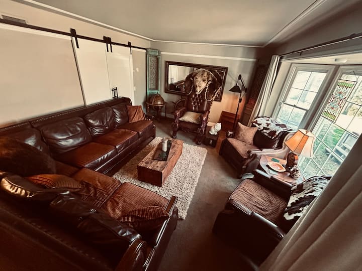 Executive Home - Brighton, MI