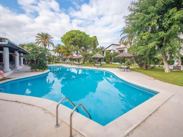 R157 Casa Alorda H2o - Calafell