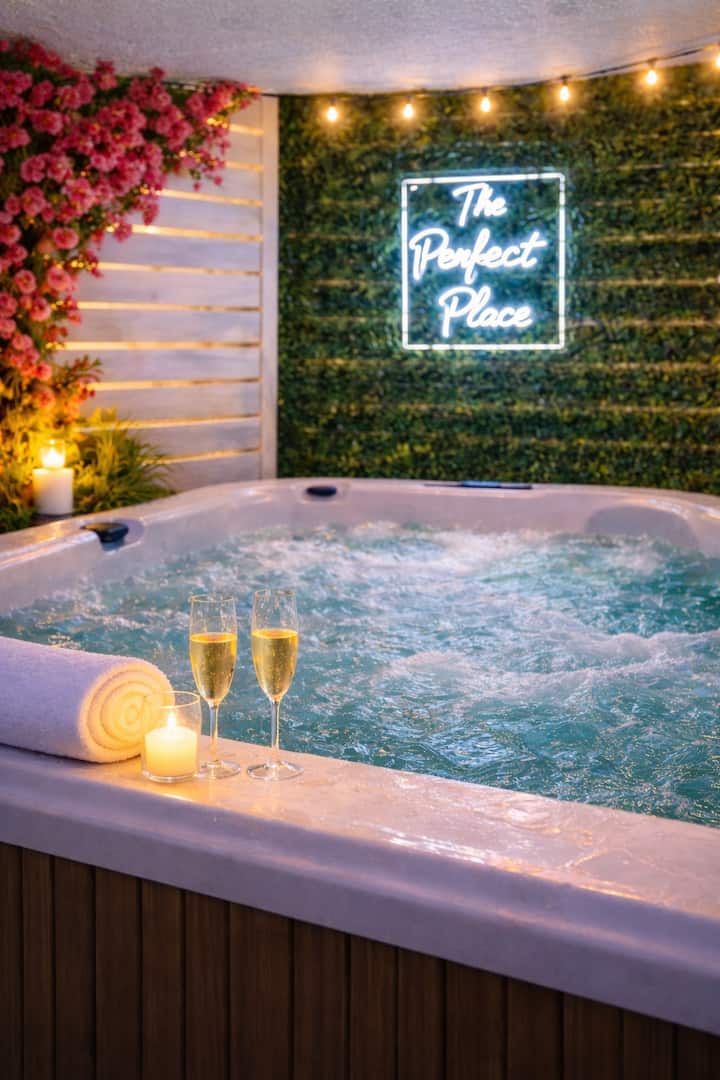 Walk To Indian Rocks Beach | Hot Tub | 2br Condo - Indian Rocks Beach, FL