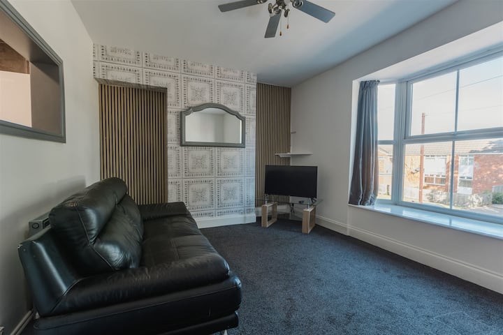 Hullidays》city Centre Urban Apartment 2 - Kingston upon Hull