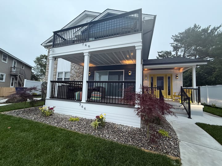 Coastal Charm: Modern 3br, 2ba Condo In Ventnor! - Ventnor City, NJ