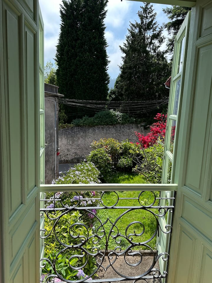 Lemon Tree House - Cudillero