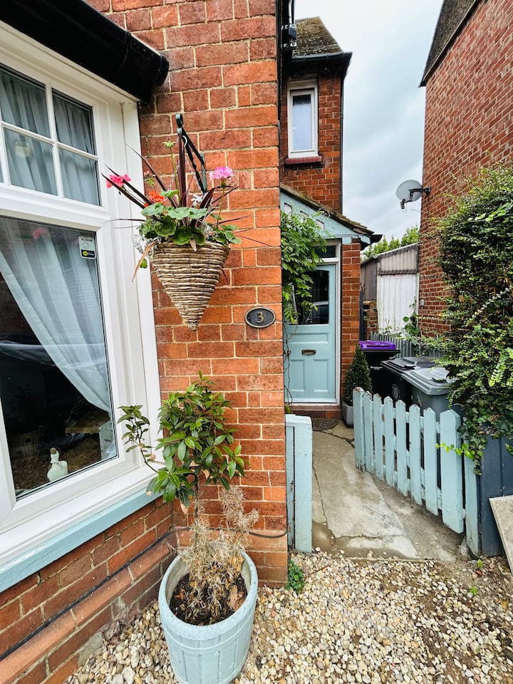 Charming 2-bedroom Retreat In Historic Stamford - Stamford