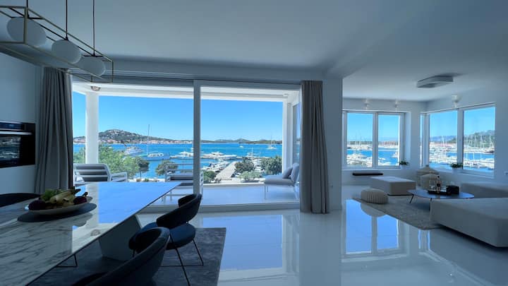 Murter Luxury Penthouse W Sea View & Jacuzzi For 4 - Murter